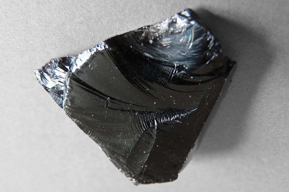 Obsidian Composition, Colors and Varieties | Earth Know